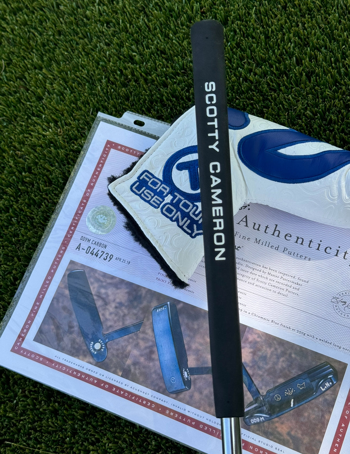 Scotty Cameron 009M 350G Welded Long Neck Chromatic Blue Circle T Putt ...