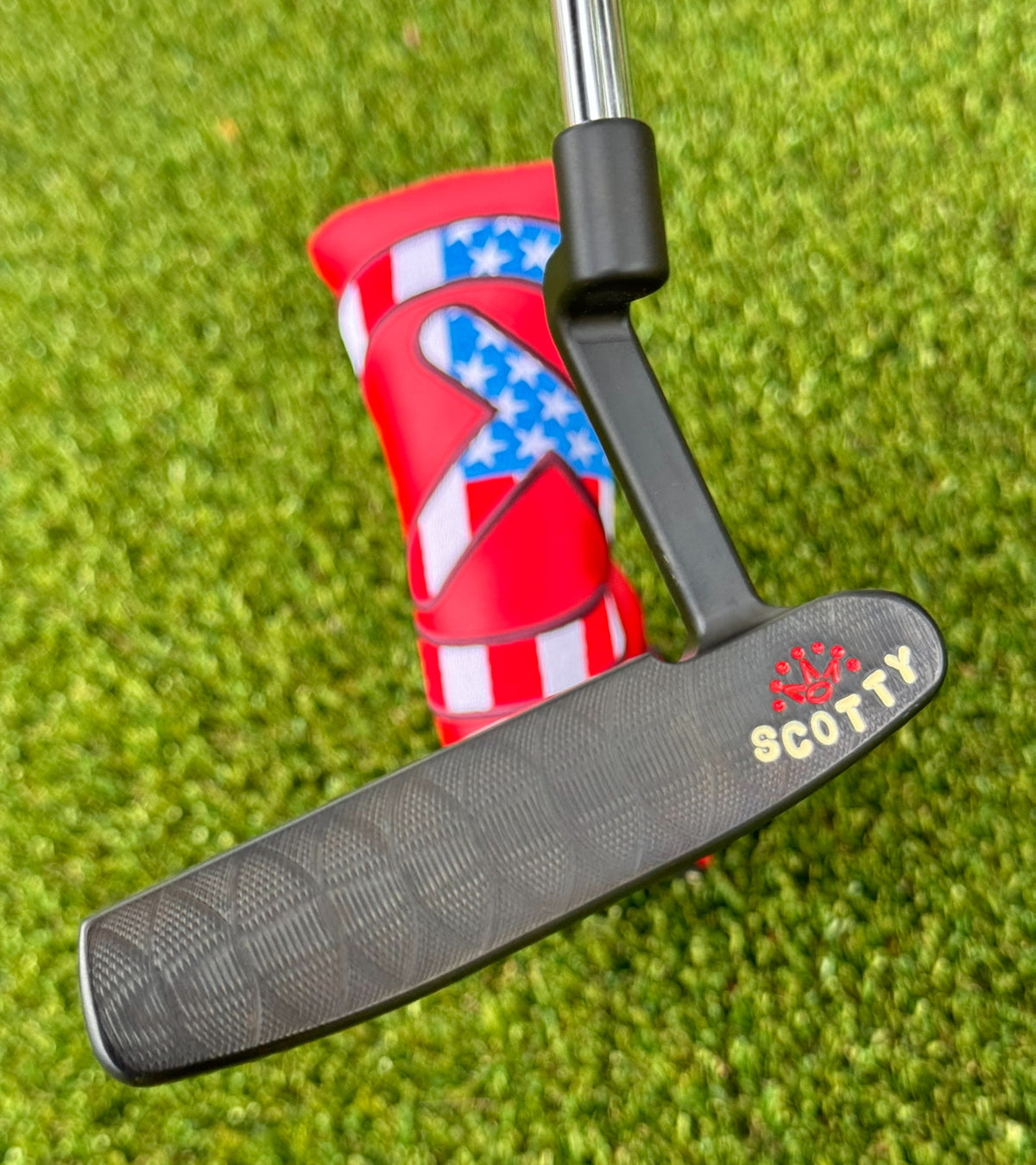 Scotty Cameron Brushed Black 009M 340G Beached Circle T Putter ...
