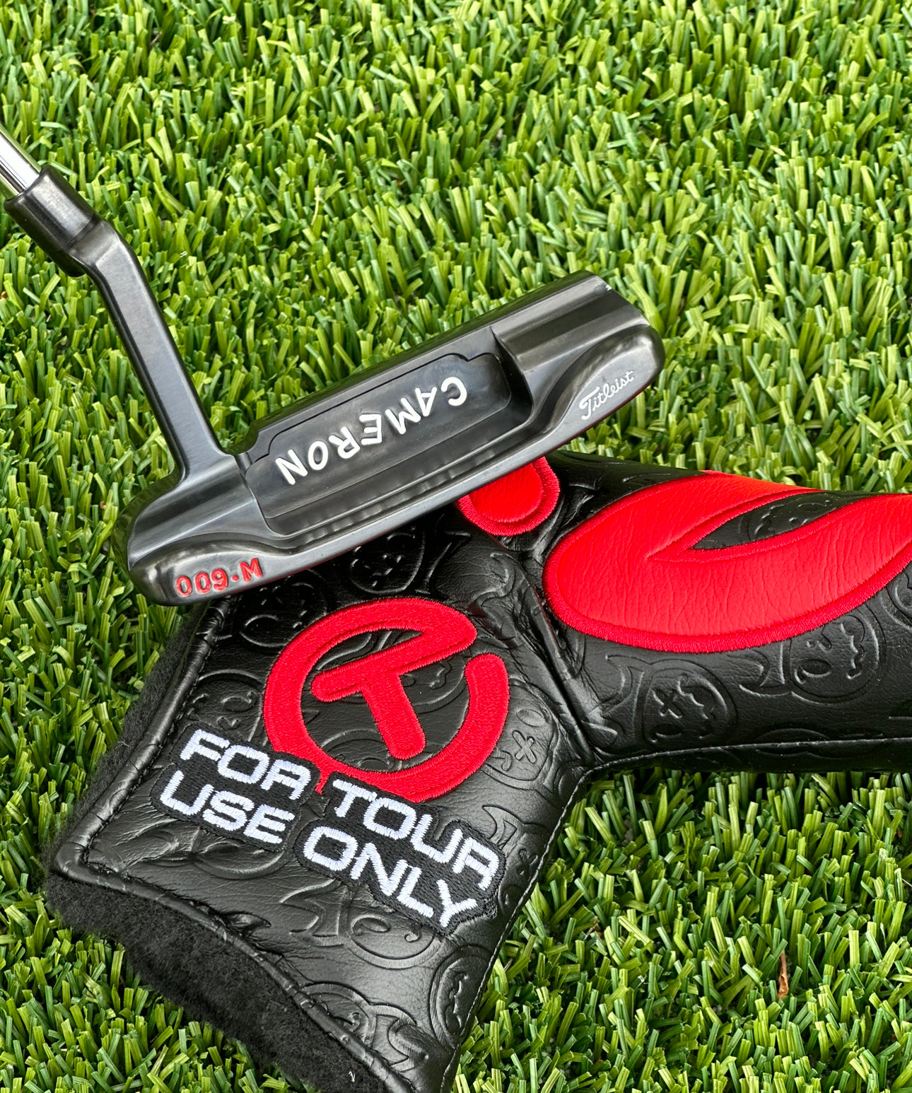 Scotty Cameron Tour Black 009 Masterful Carbon 350G Circle T Putter~~U ...